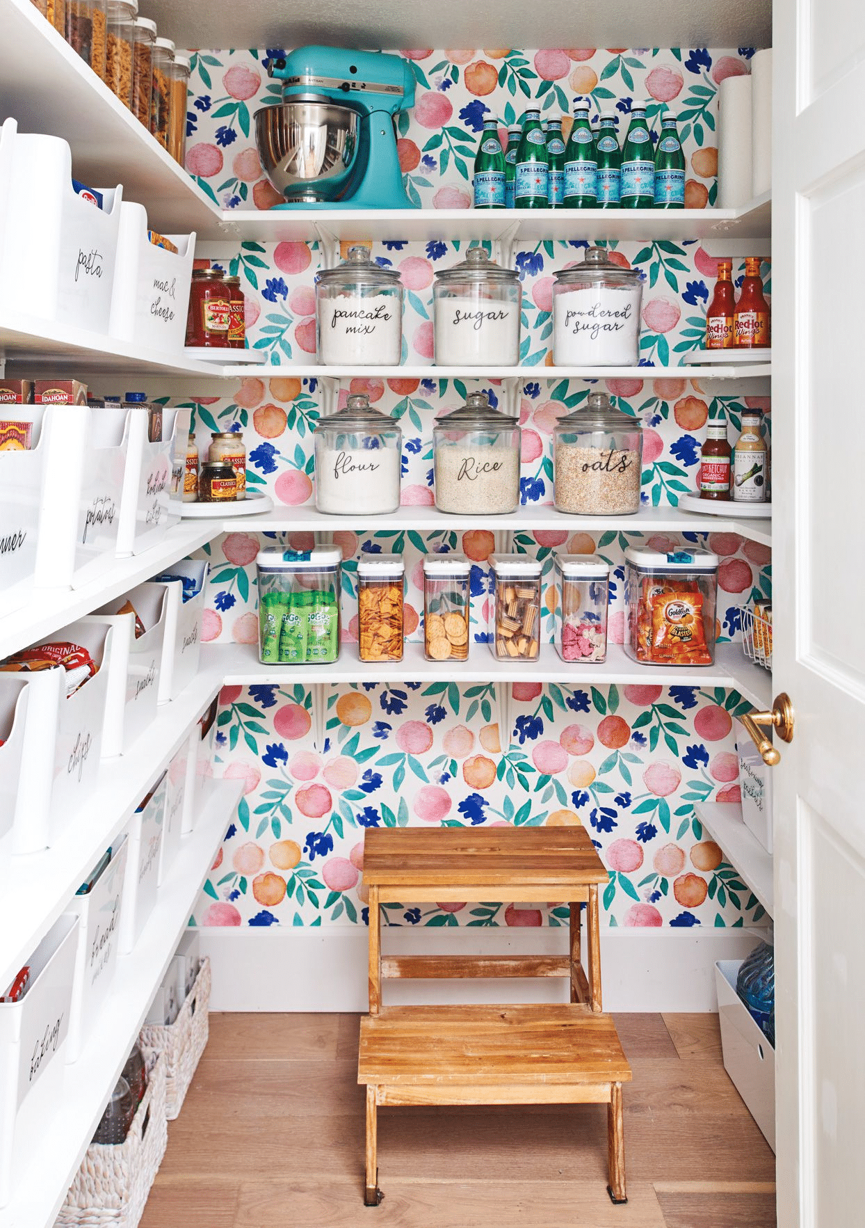 Efficient Elegance: The Ultimate Guide to L-Shaped Pantries - The ...