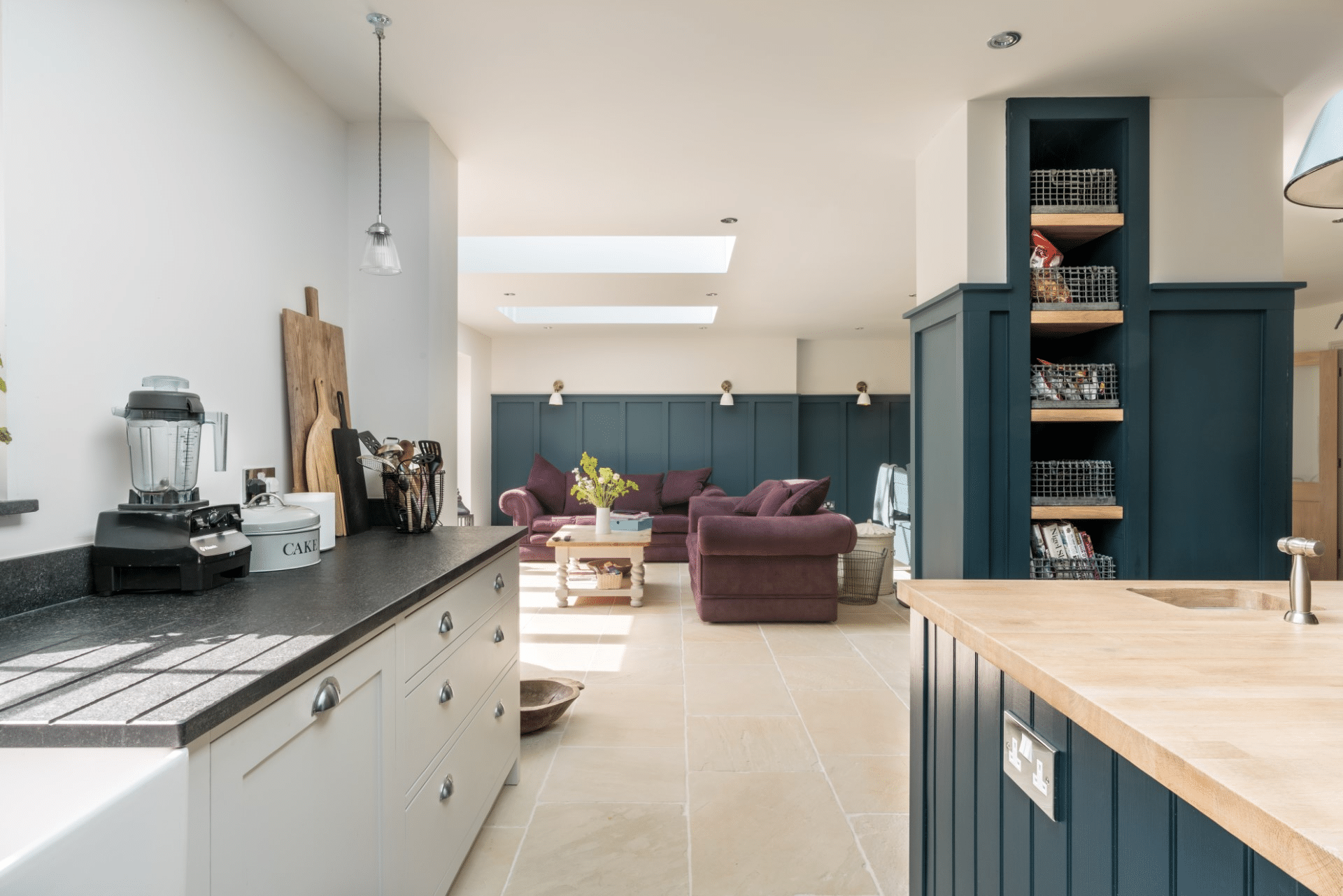 Maximizing Space & Style: Furniture Arrangement in Rectangular Open ...