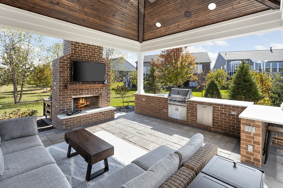 Ultimate Guide to a Pavilion Oasis: Outdoor Kitchen and Fireplace ...