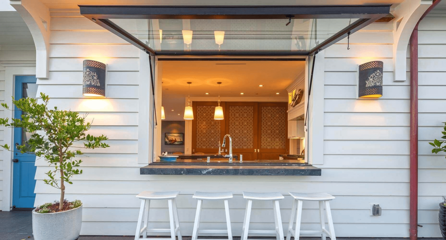 Bringing Light and Style: Enhancing Your Kitchen with Bar Windows - The ...