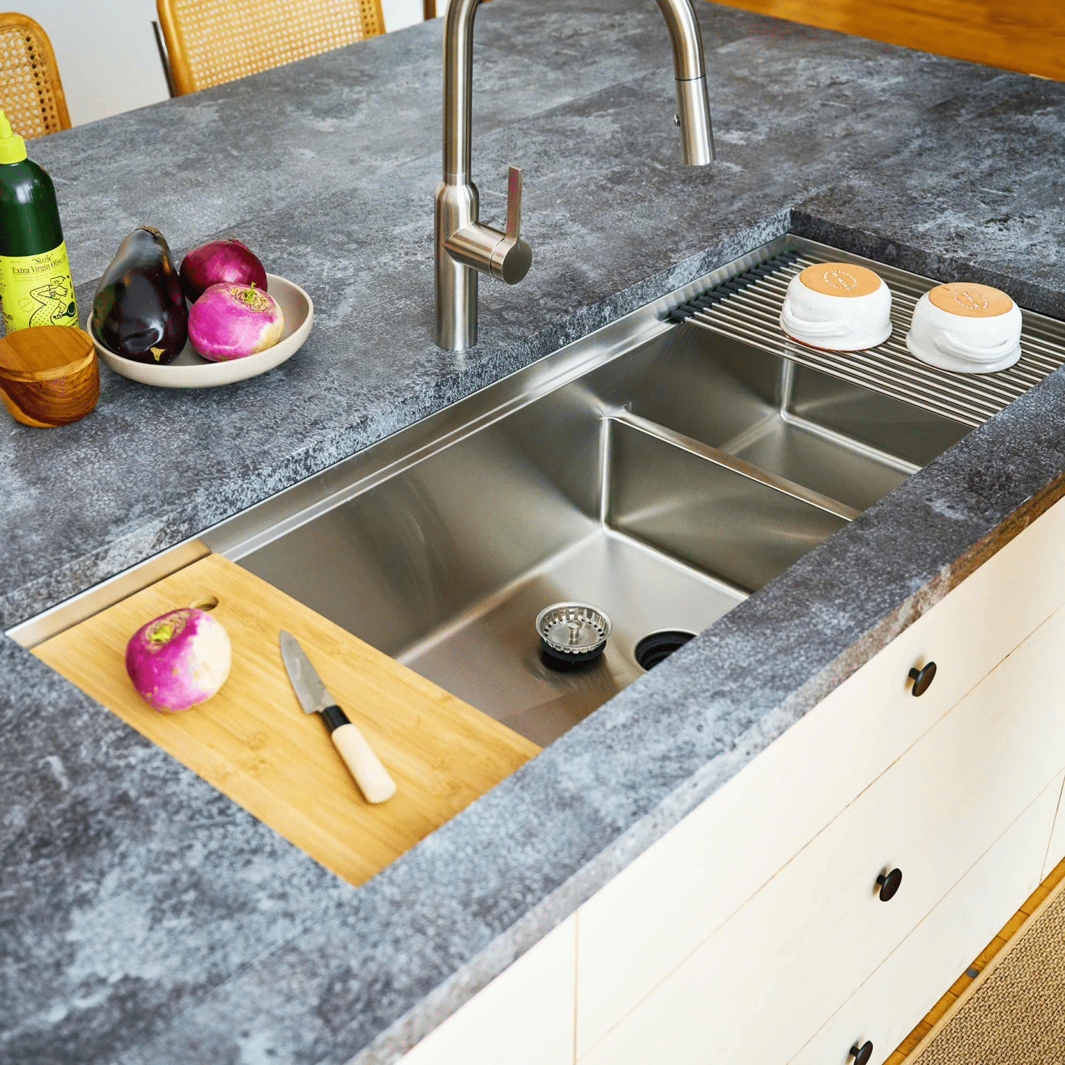 Sink Sizing 101: How to Choose the Perfect Double Kitchen Sink Size ...