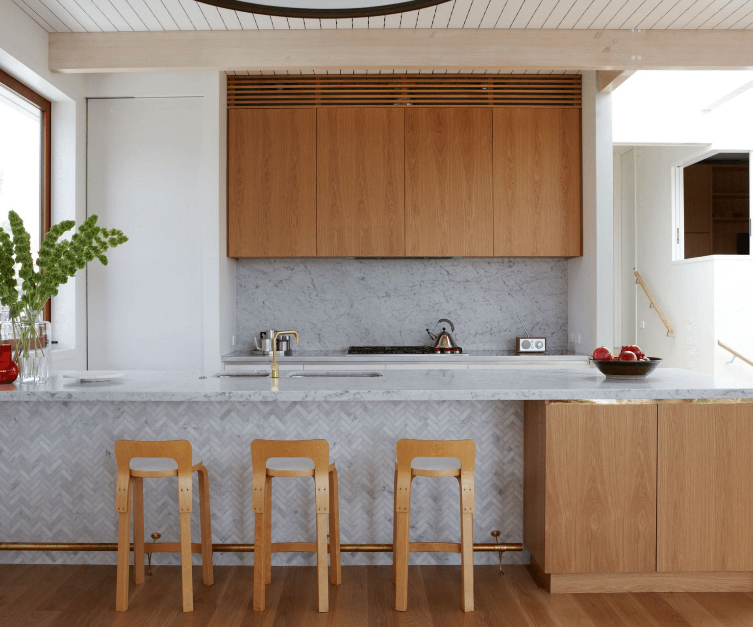 Ash-solutely Stylish: A Guide to Perfecting Your Kitchen with Ash ...