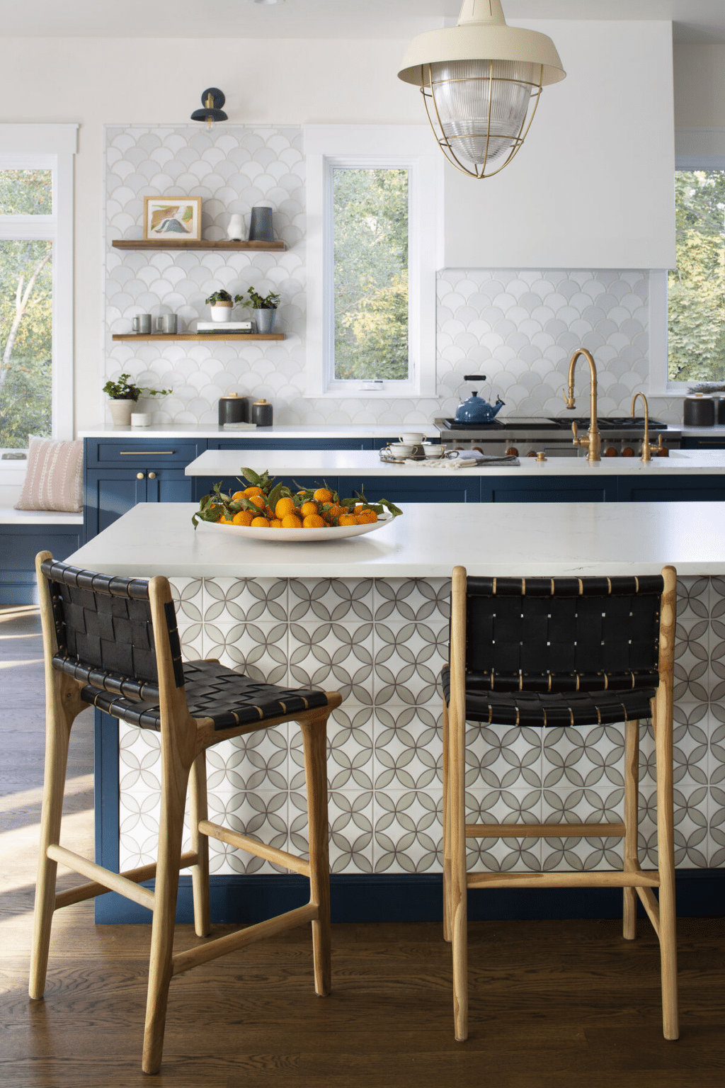 Tile Talk: A Complete Guide to Installing Tiles on Kitchen Islands ...