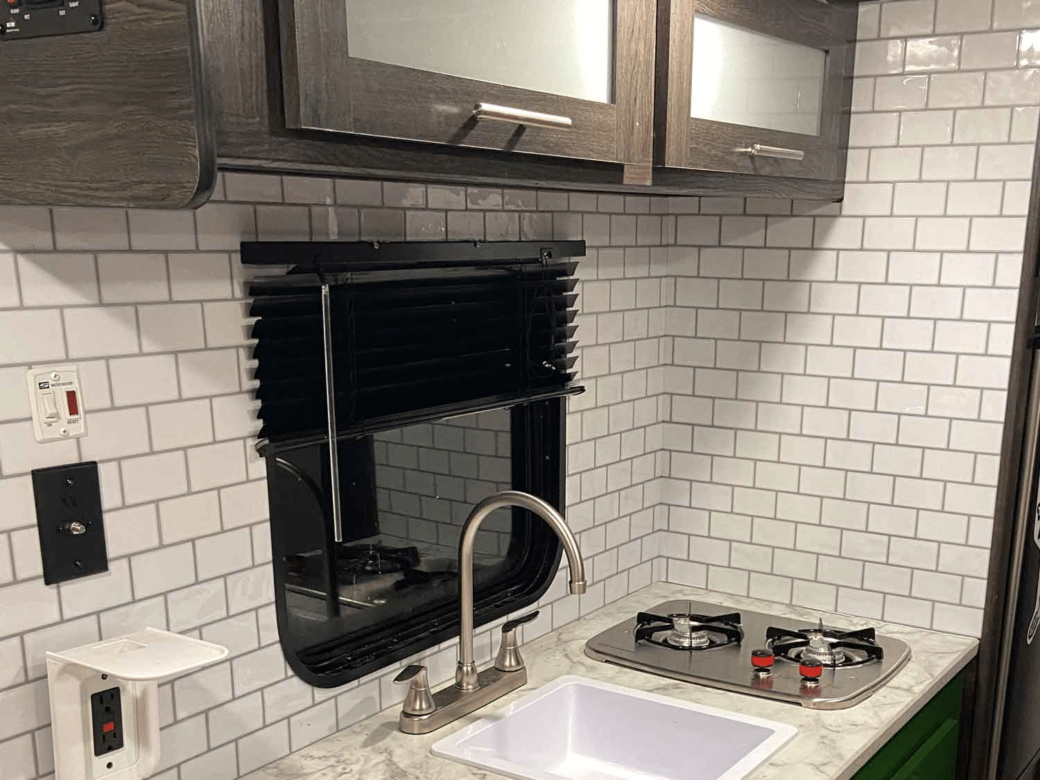 Revamp Your RV Kitchen: Creative Backsplash Ideas & Maintenance Tips ...