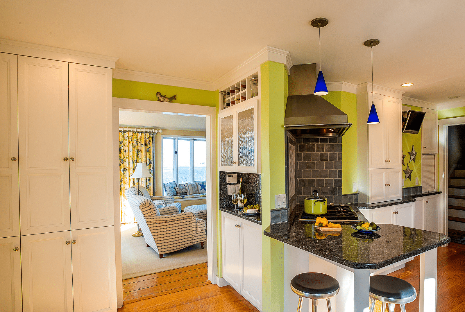 Corner Stove Charm: Maximizing Space in Your Kitchen Layout - The ...